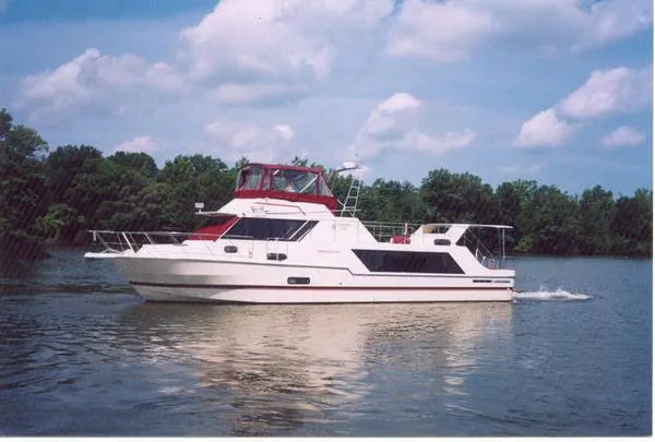Harbor Master 520 Coastal Cruiser 1989 for Sale | MarineSource