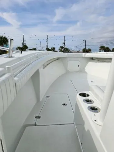 Yellowfin 32 2017 for Sale | MarineSource