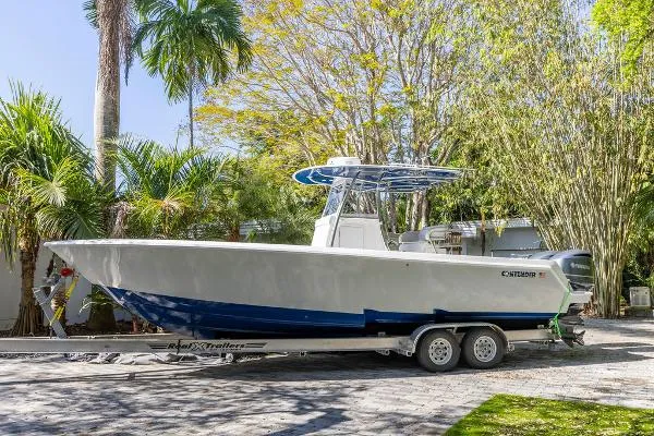 Contender 30 CC 2021 for Sale | MarineSource