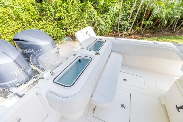 Contender 30 CC 2021 for Sale | MarineSource