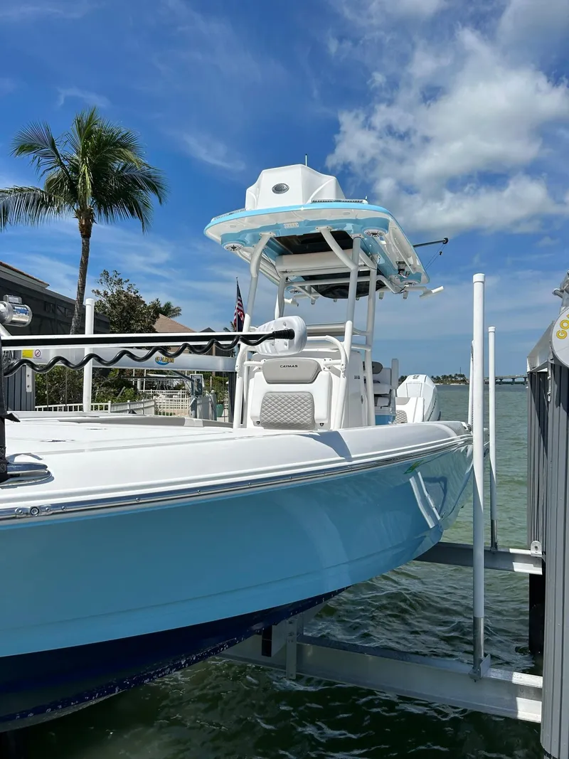 Caymas 281 HB 2023 for Sale | MarineSource