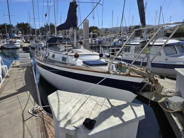 Union 32 1984 for Sale | MarineSource