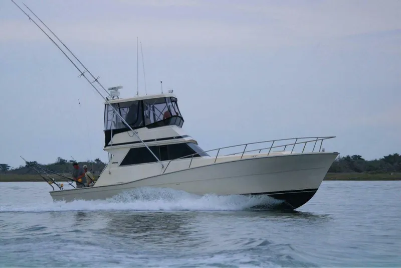 Viking 41 Convertible 1988 for Sale | MarineSource
