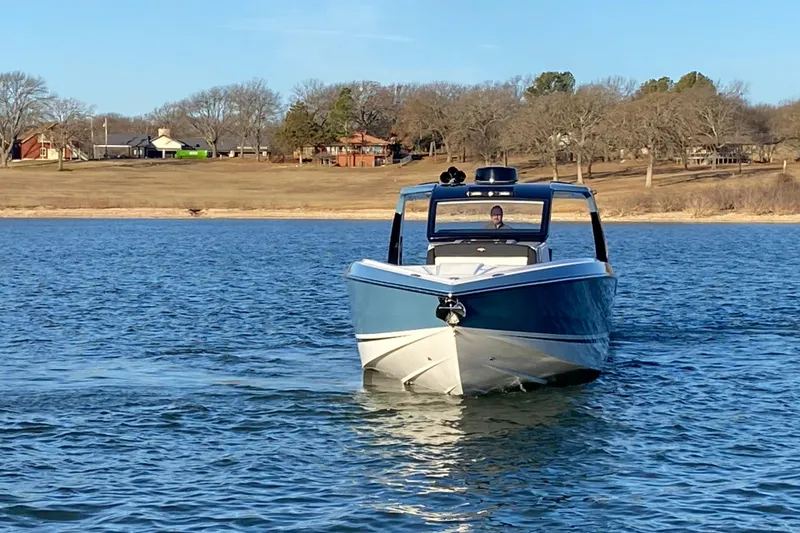 Cigarette 41 Nighthawk 2022 - Marine Source