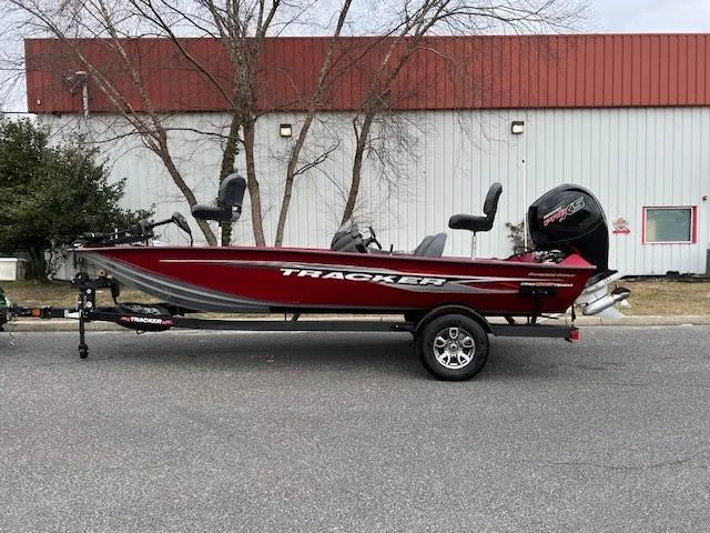 Tracker Pro Team 195 TXW Tournament Edition 2024 for Sale | MarineSource