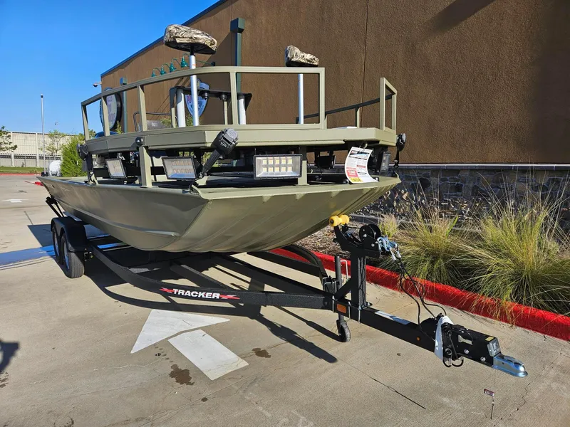 Tracker Grizzly 2072 CC Sportsman 2024 - Marine Source