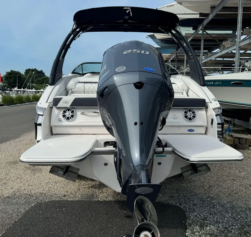 Regal LX4 2025 - Marine Source