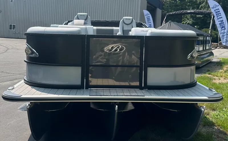 Bentley Pontoons 253 Swingback 2025 - Marine Source