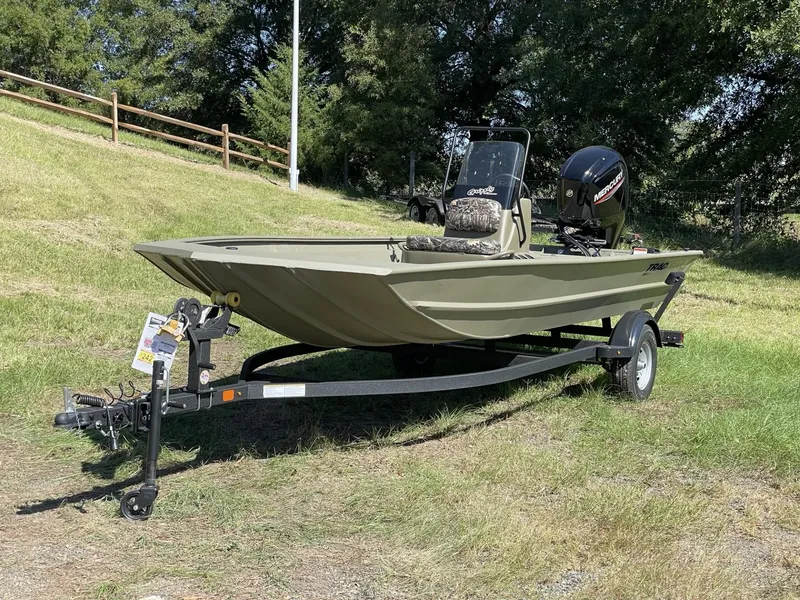 Tracker Grizzly 1860 CC 2025 - Marine Source