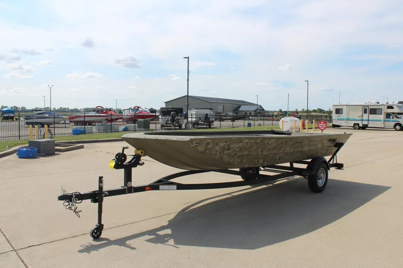 Tracker Grizzly 1754 Jon 2025 for Sale | MarineSource