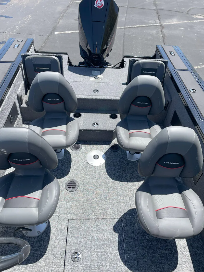 Tracker Targa V-18 Combo 2025 for Sale | MarineSource