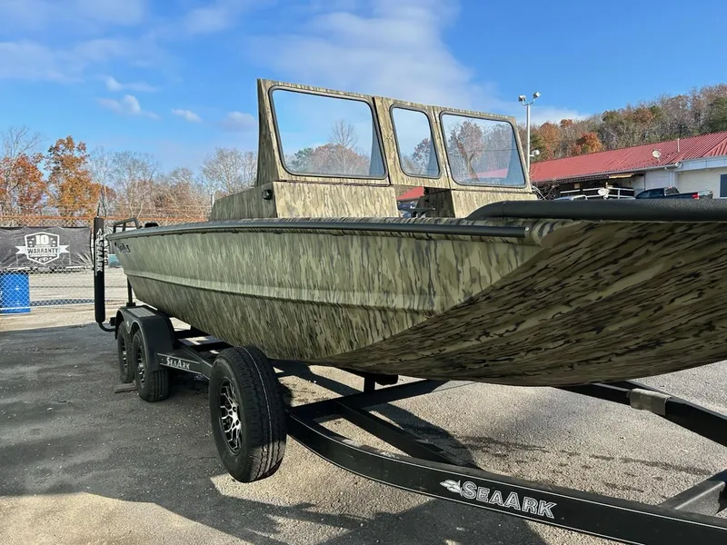 SeaArk Predator 300 2025 - Marine Source