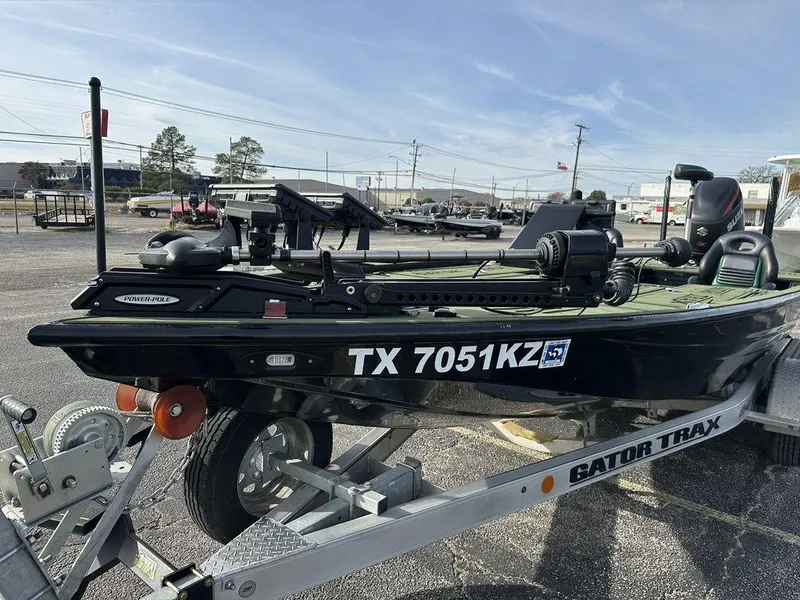Gator Trax Strike 20' 2023 - Marine Source