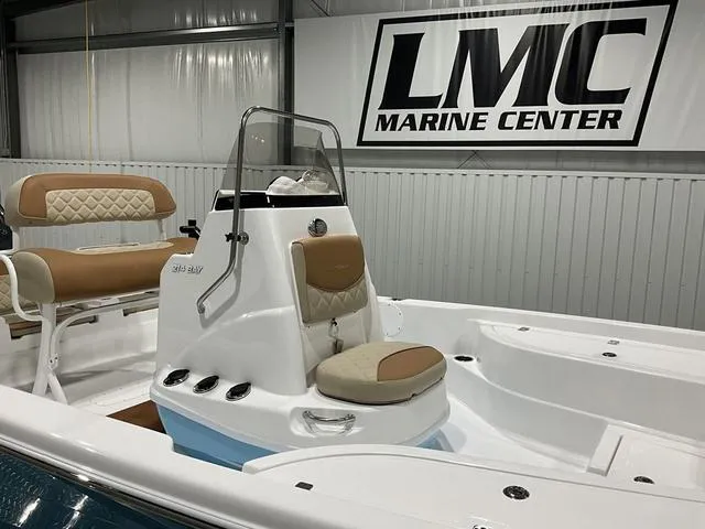 NauticStar 214 Bay 2025 - Marine Source
