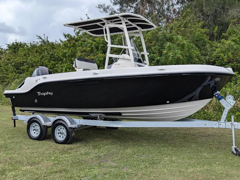 Bayliner Trophy T20CC 2025 for Sale | MarineSource