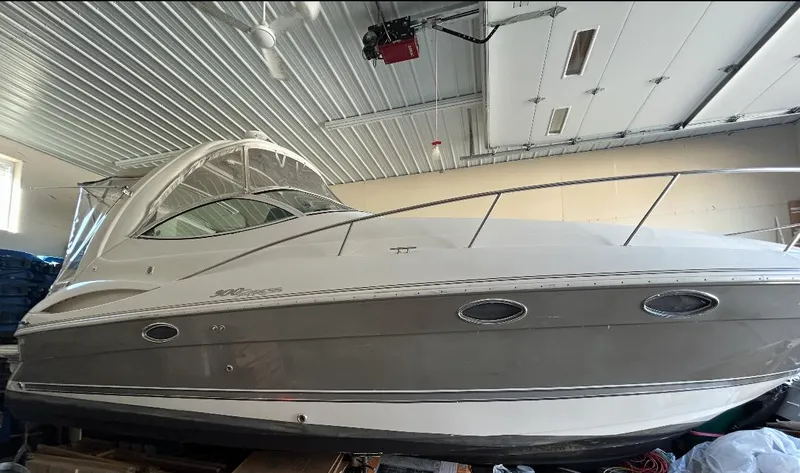 Cruisers Yachts 300 Express 2006 for Sale | MarineSource