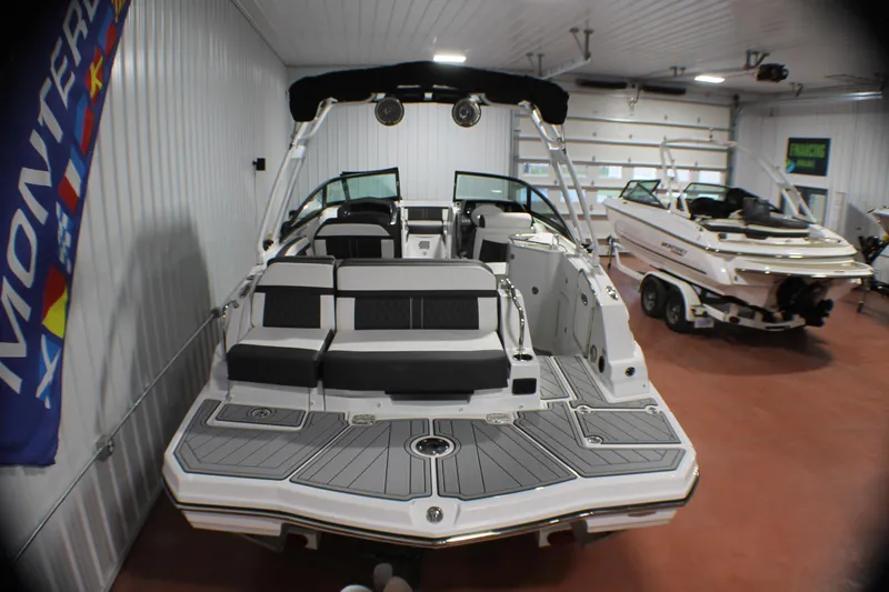 Monterey M4 2025 for Sale | MarineSource